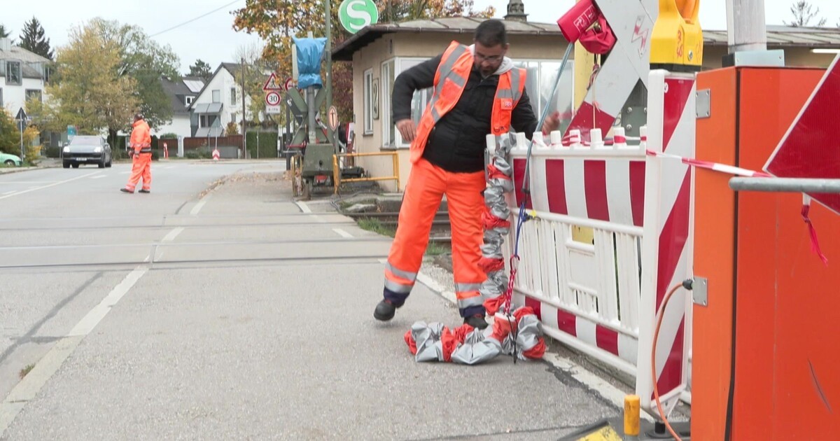 Bahn-Posse – Schranke am Bahnübergang Fasanerie wird seit August von Hand betrieben | münchen.tv